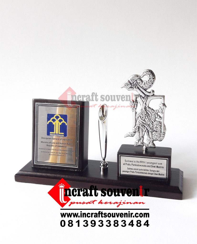 PLAKAT SOUVENIR WAYANG SADEWA OJK PW58 - Plakat Wayang