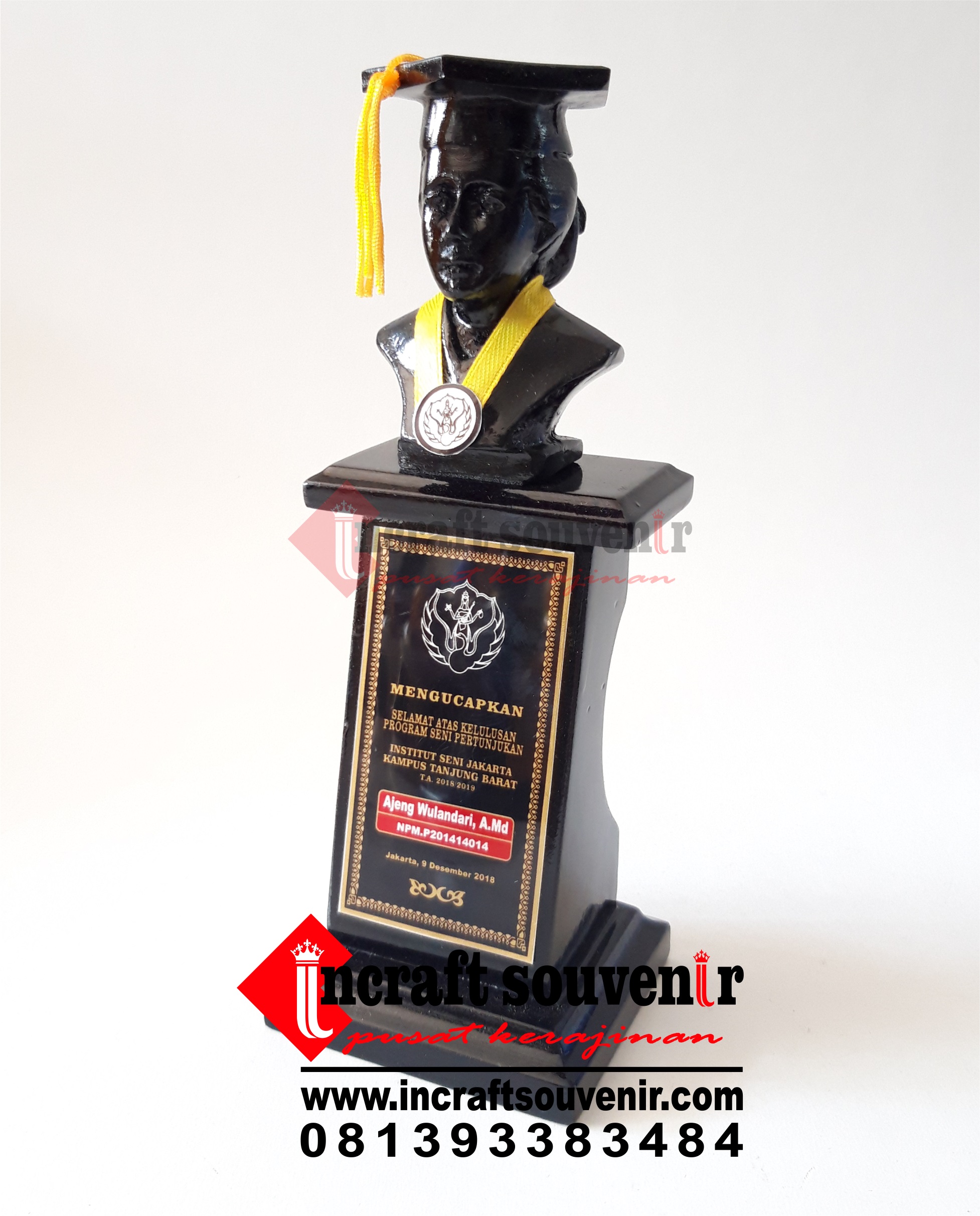 PLAKAT WISUDA RESIN PW5 - Plakat Wayang